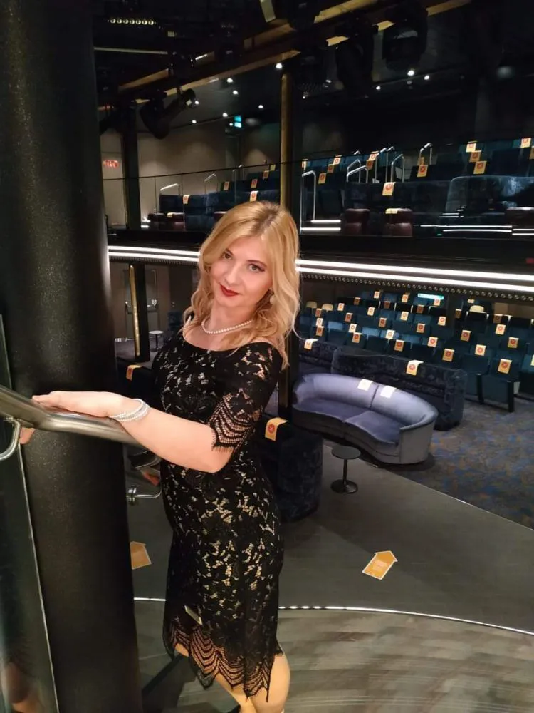 Meet Olga, woman, Dublin, 39 years. ID19046 - Profiles - Matchmaking ...